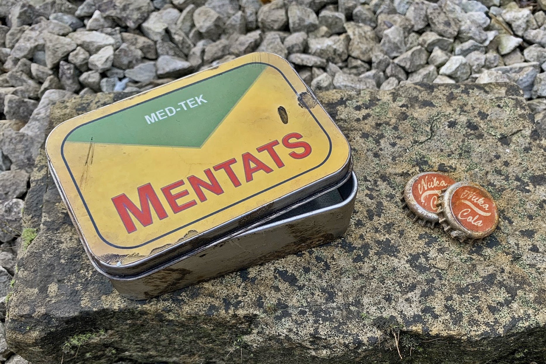 Yellow Mentats Med-Tek Chems Tin – Mad Dog Props